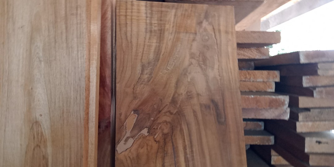 Wood planks narra yakal tanguile mahogany teakwood acacia, Furniture ...