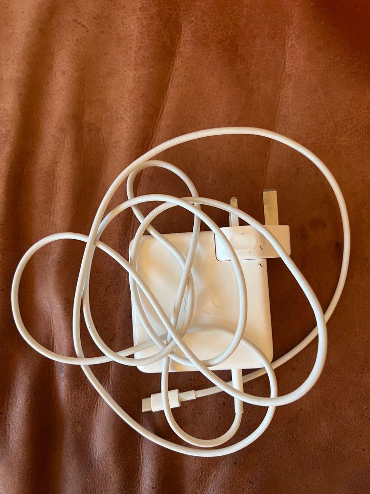 Apple Macbook Pro Usb C Charger Computers Tech Parts Accessories Chargers On Carousell