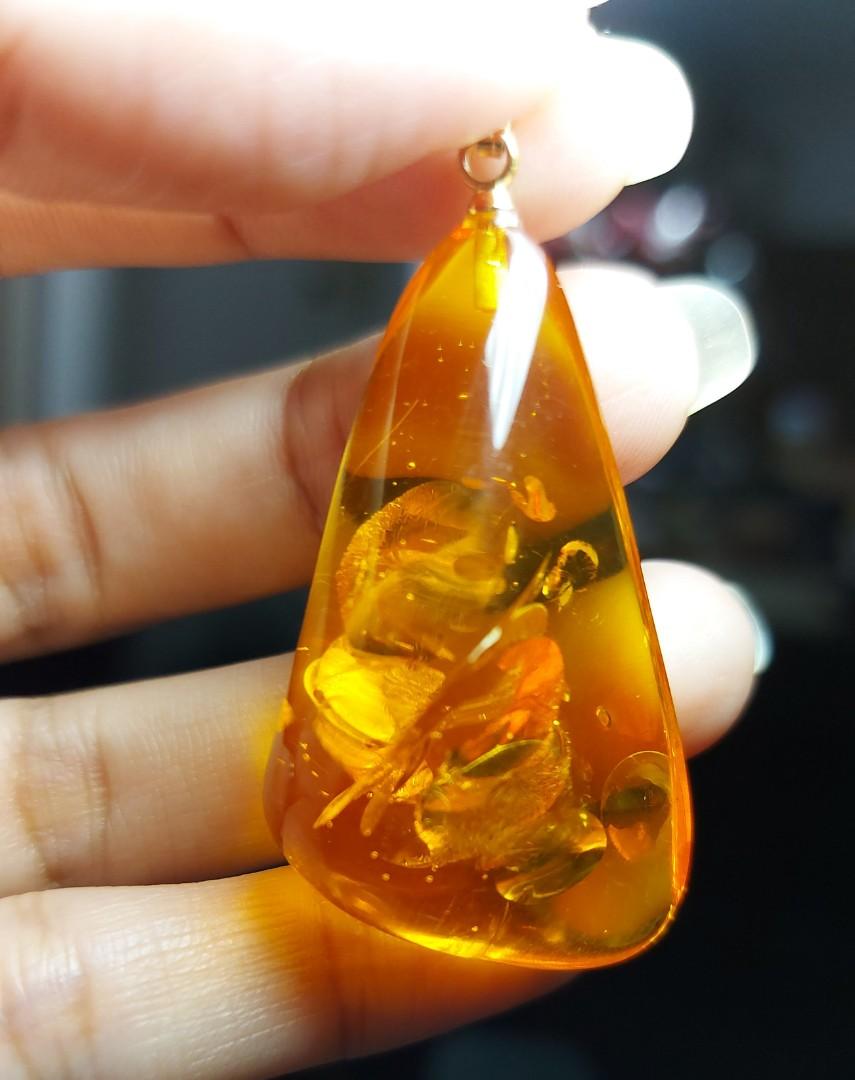 Big Real Amber Pendant, Women's Fashion, Jewelry & Organizers, Precious ...