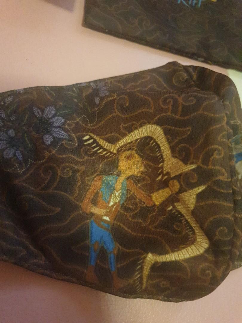 Official LOL Wild Rift Mask with pouch League of Legends, Health ...