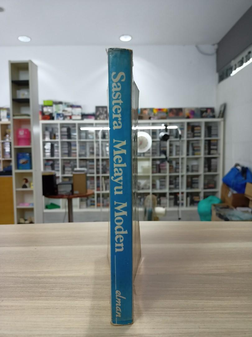(MAL) Sastera Melayu Moden untuk STPM, Hobbies & Toys, Books ...