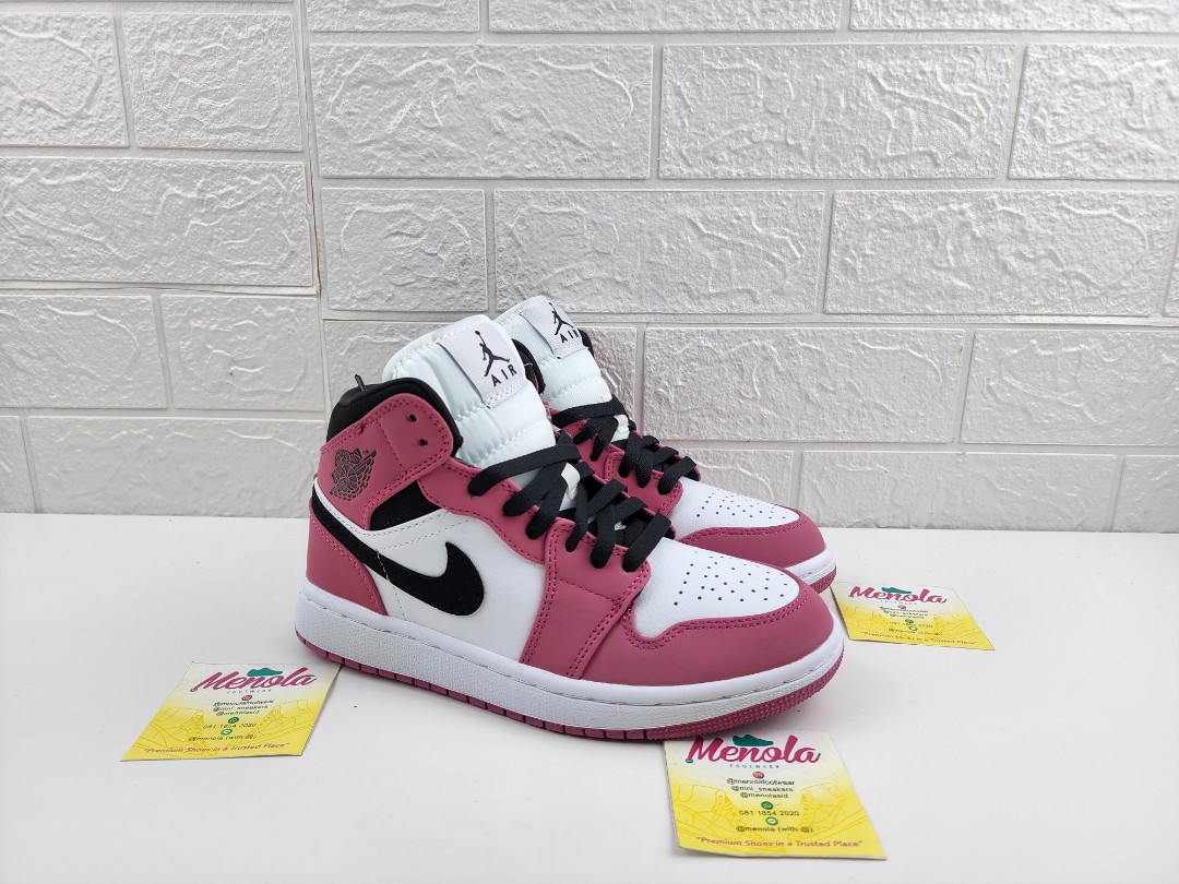 Nike Air Jordan 1 Mid Berry Pink, Fesyen Wanita, Sepatu di Carousell
