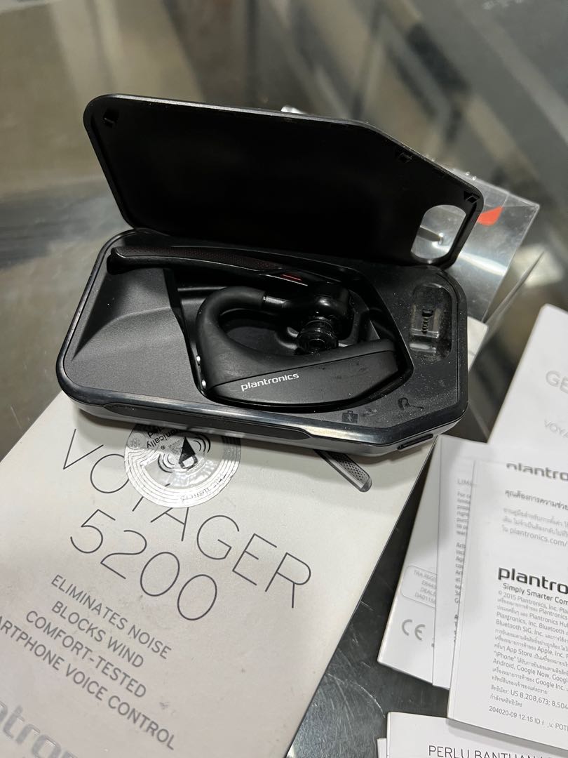 Plantronics 5200 Complete, Audio, Portable Audio Accessories on Carousell