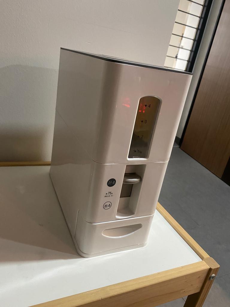 5kg Rice Dispenser, TV & Home Appliances, Kitchen Appliances, Water ...