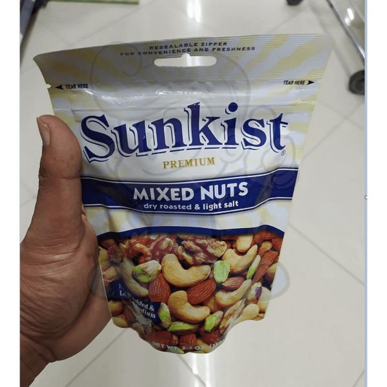 Sunkist Mixed Nuts Dry Roasted & Light Salt 150g, Food & Drinks ...