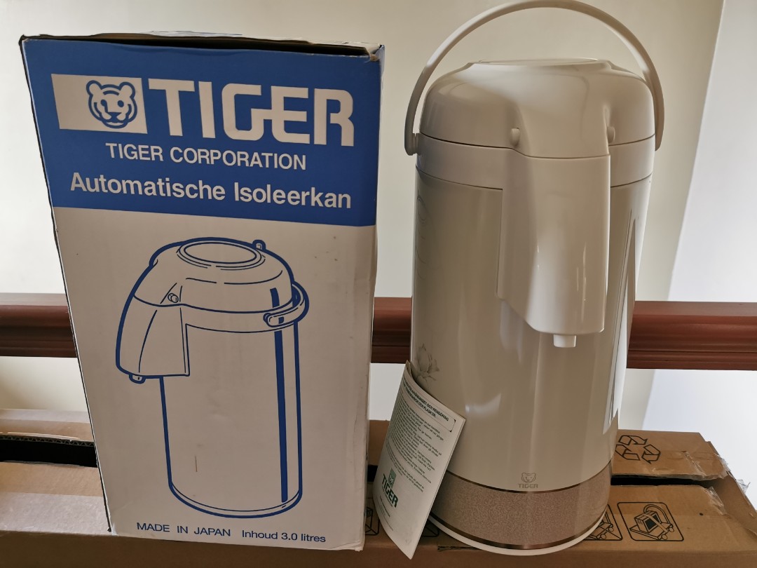 Tiger Automatic Vacuum Jug 3.0L, Furniture & Home Living, Kitchenware ...