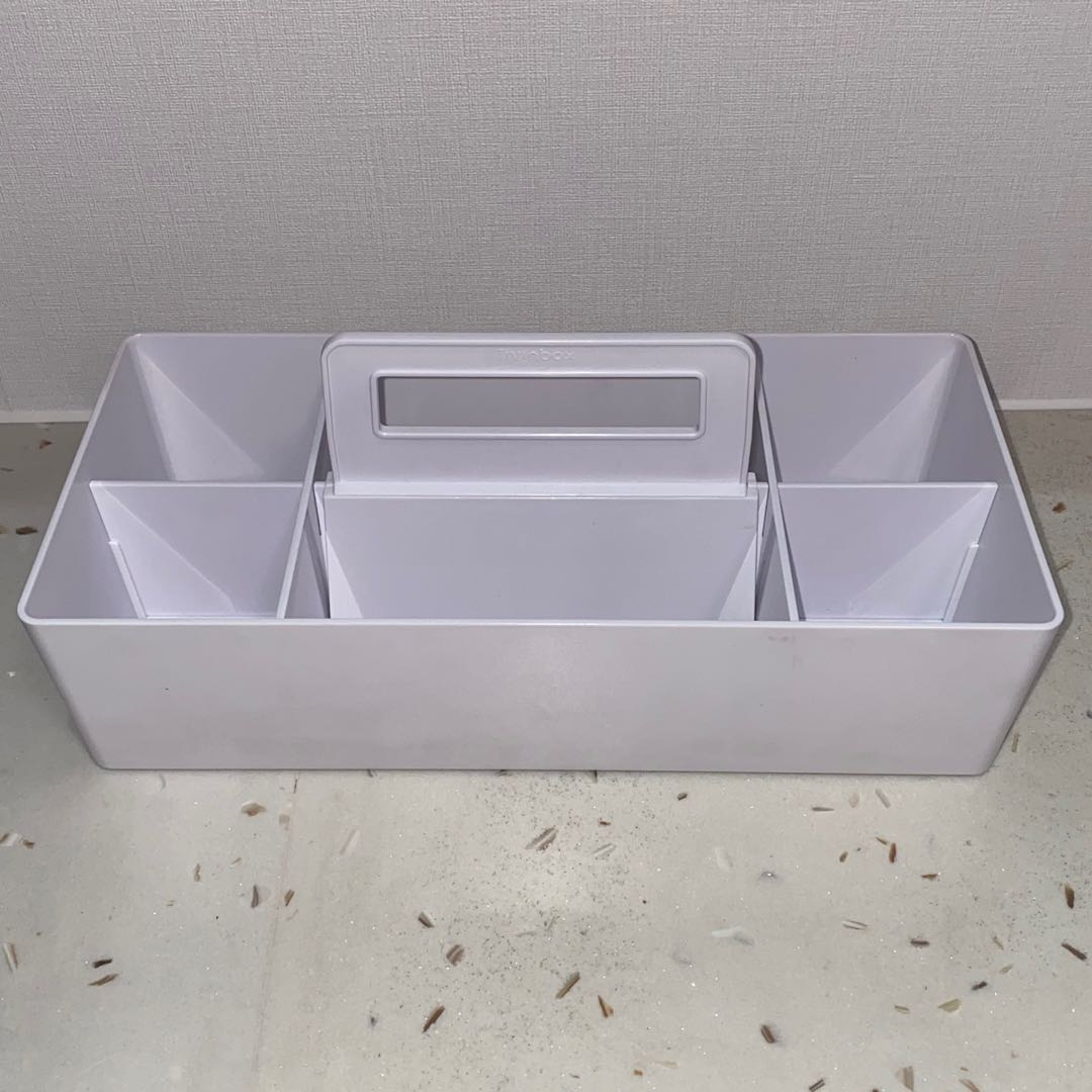 White Plastic Storage Box with Handle and Acrylic Cover - Home ...