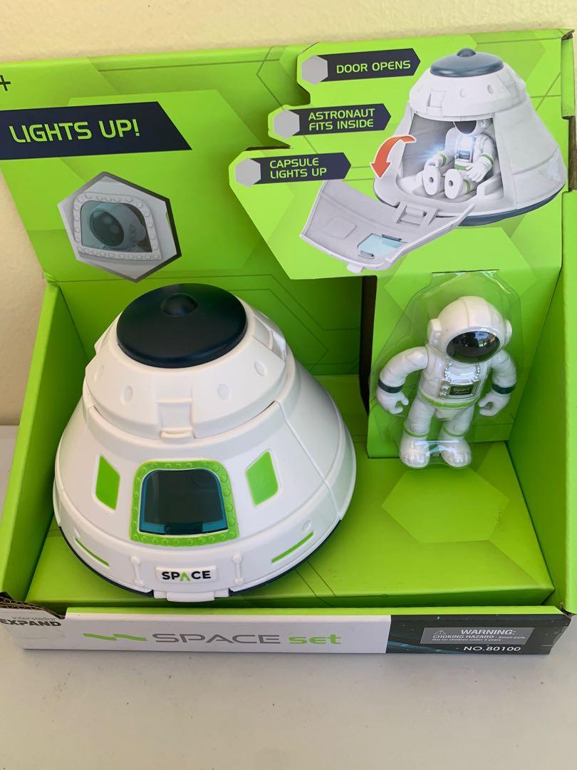 ASTRONAUT COMPLETE SPACE TOY SET AND ROCKET SPACE SHIP WITH FREE SPACE ...
