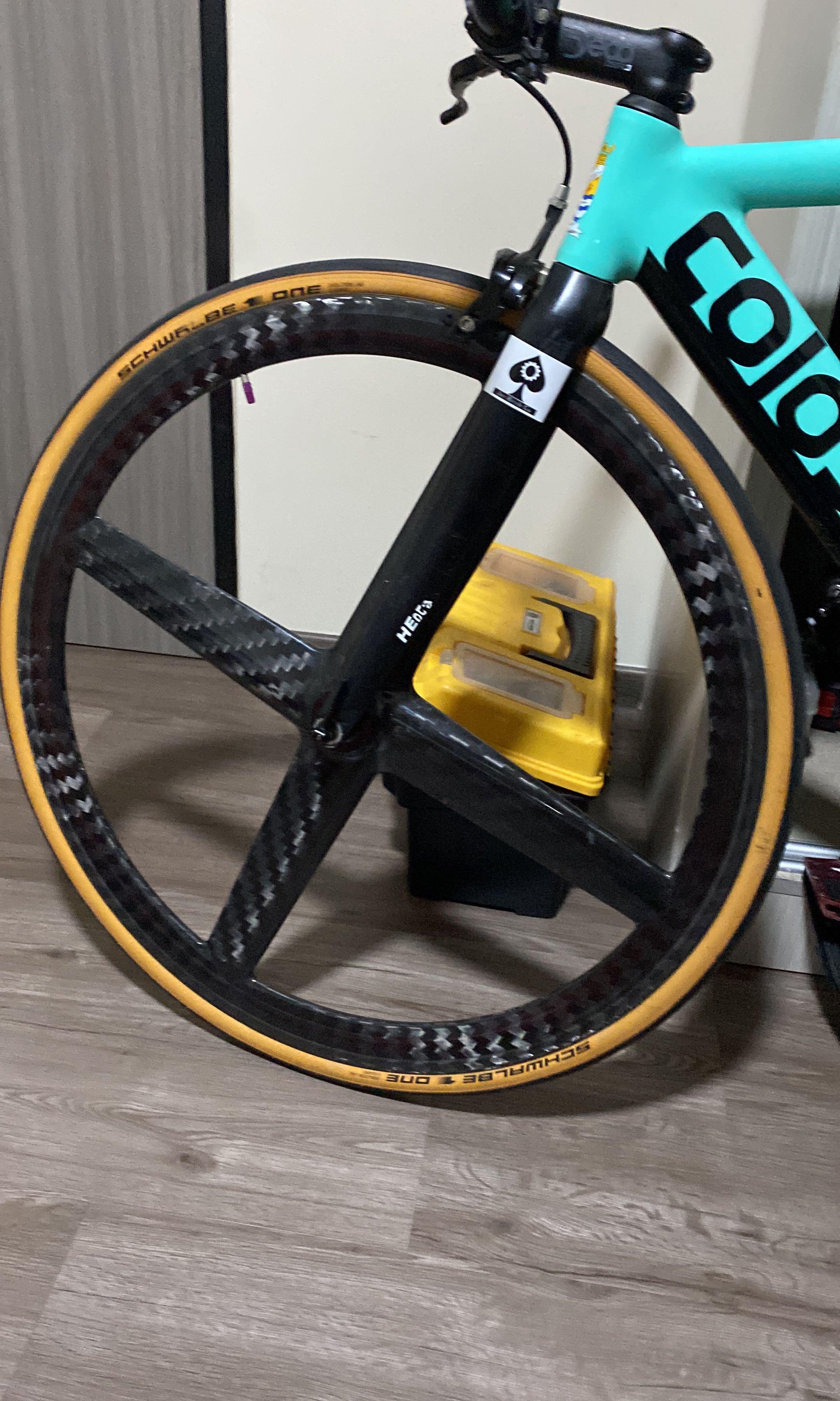 Carbon track wheelset disc wheel + fourspoke, Sports Equipment ...