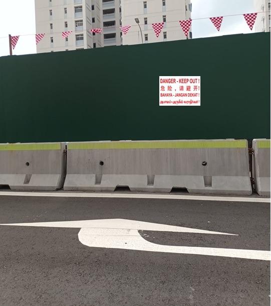 DANGER KEEP OUT SIGN/ 4 LANGUAGE MULTILINGUAL SIGNAGE- ALUM, PVC ...