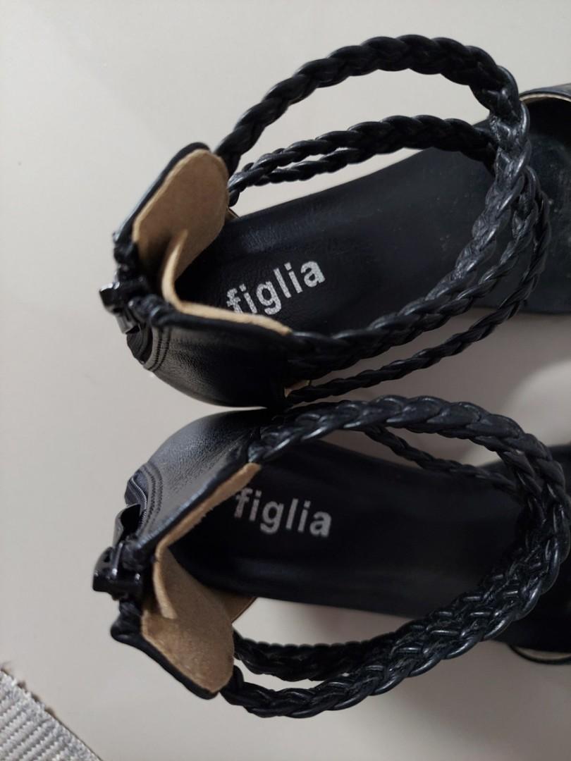 Figlia wedge sandals, Women's Fashion, Footwear, Flats & Sandals on ...