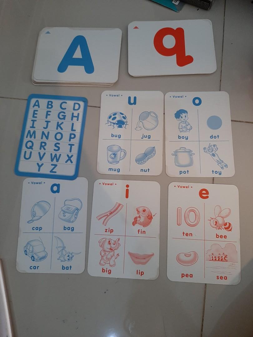 Flashcard alfabet huruf besar kecil, Toys & Collectibles, Permainan ...