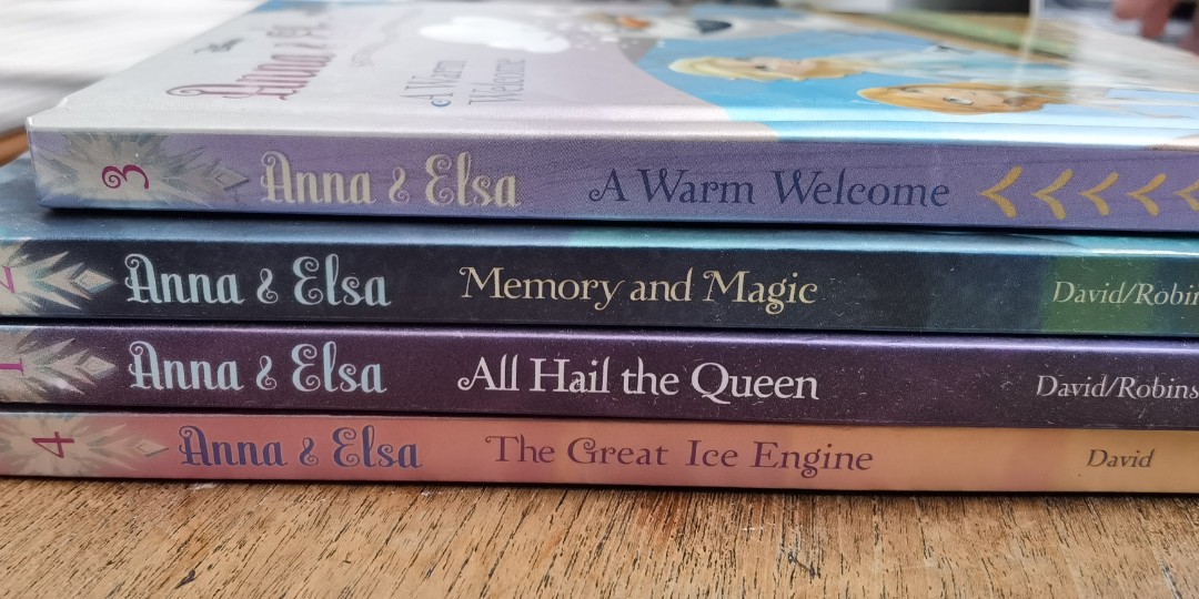 FROZEN : Anna and Elsa Series, Hobbies & Toys, Books & Magazines ...