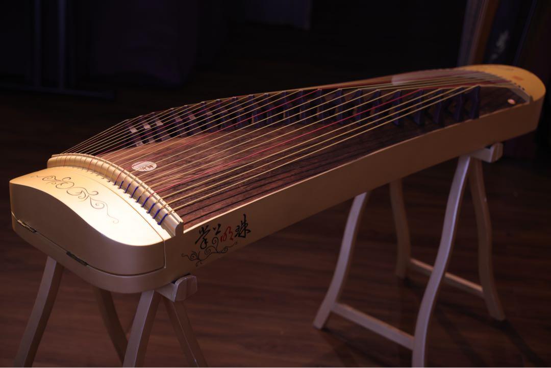 1.1m small Guzheng Master Zhang Gong's design 1.1m, Hobbies & Toys ...
