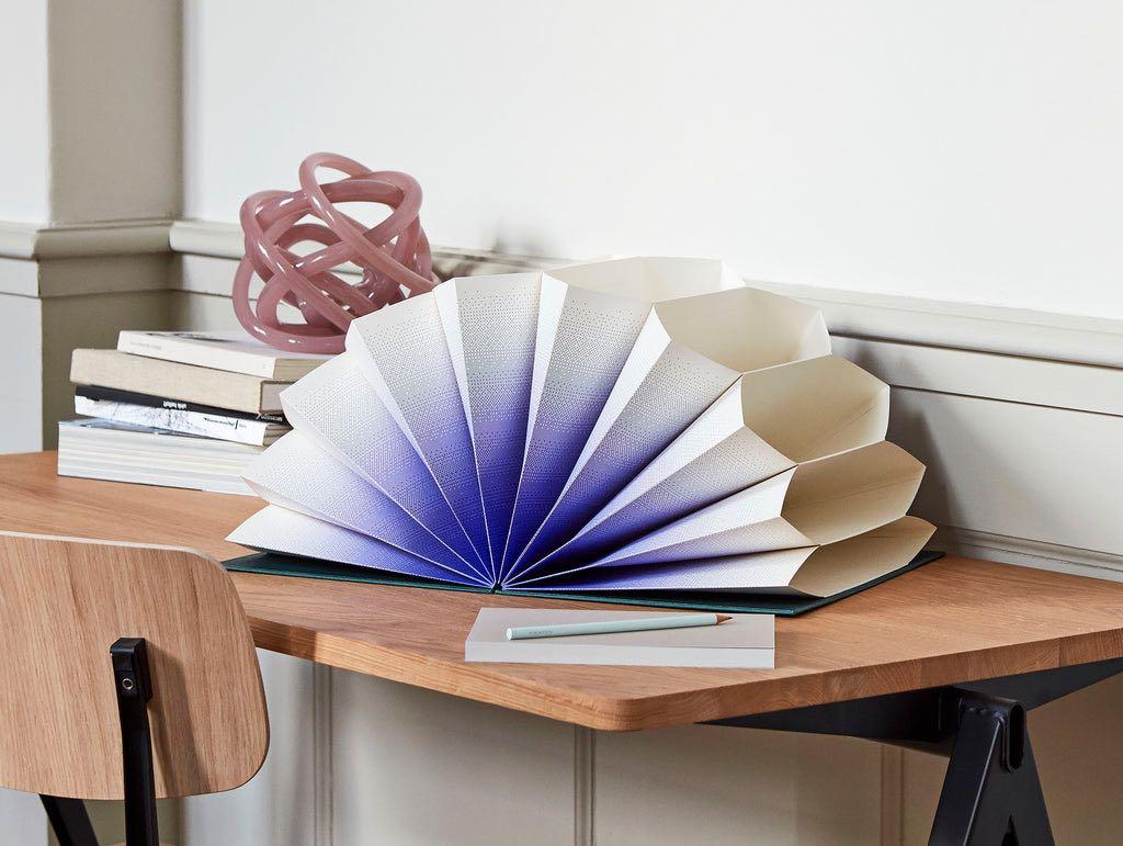 hay plisse folder blue designer paper denmark moma design store, 興趣及遊戲 ...