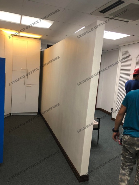 HIGH PANEL FULL LAMINATED OFFICE PARTITION, Furniture & Home Living ...