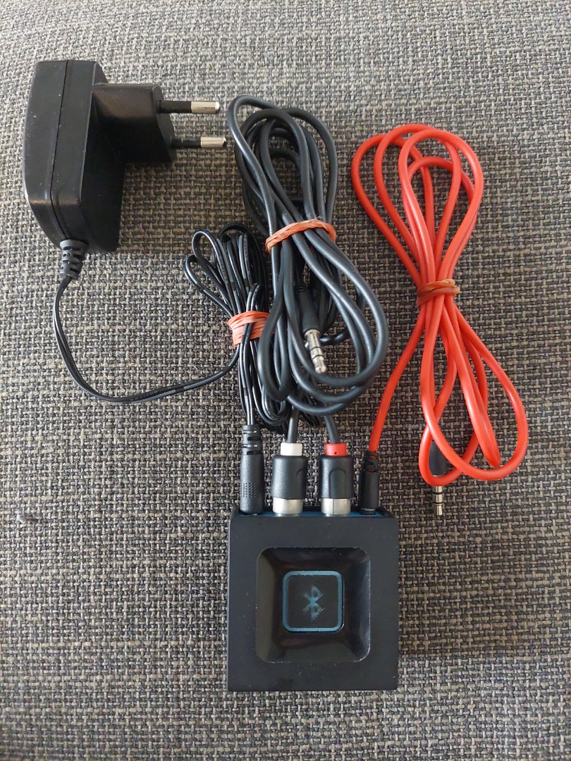 Logitech Bluetooth Audio Adapter Link Relay with spare 3.5mm Audio ...