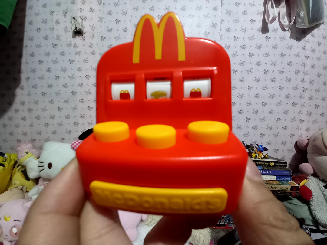 Mcdonald's Japan 2021 Edition Miniature Mcdo Slot Machine, Hobbies ...