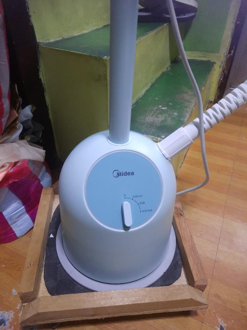 MIDEA STEAM IRON, Furniture & Home Living, Cleaning & Homecare Supplies ...