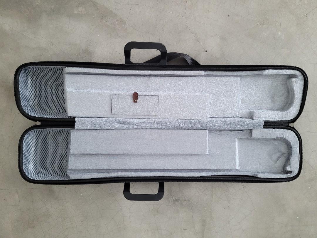 Premium Erhu Case, Hobbies & Toys, Music & Media, Musical Instruments ...