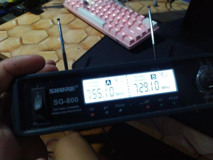 SHURE SG-800 Wireless Microphone FOR SALE!, Audio, Microphones on Carousell