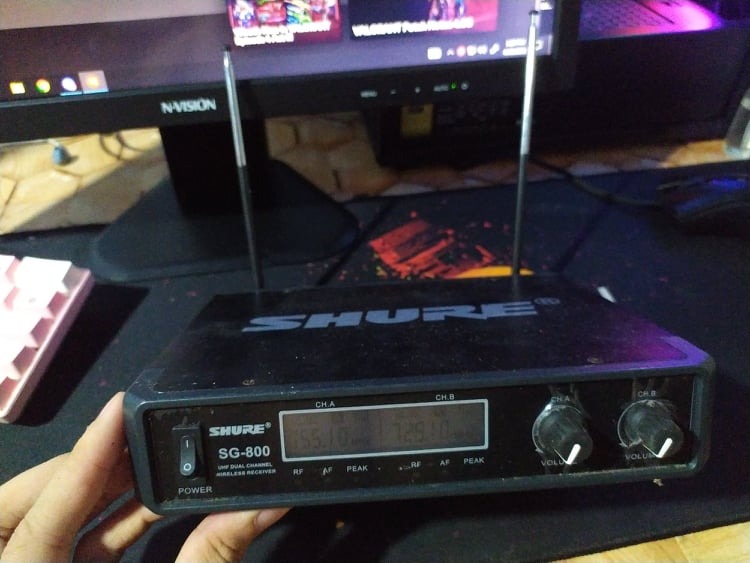 SHURE SG-800 Wireless Microphone FOR SALE!, Audio, Microphones on Carousell