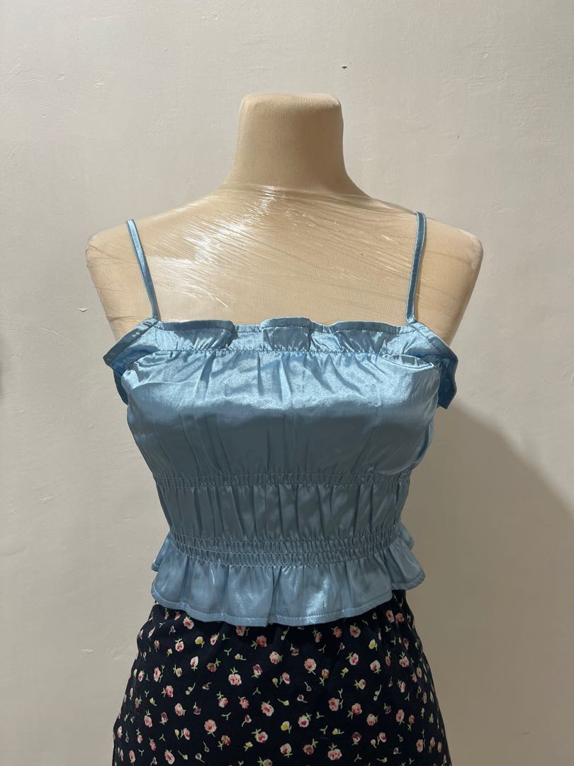 Silk top, Women's Fashion, Tops, Sleeveless on Carousell