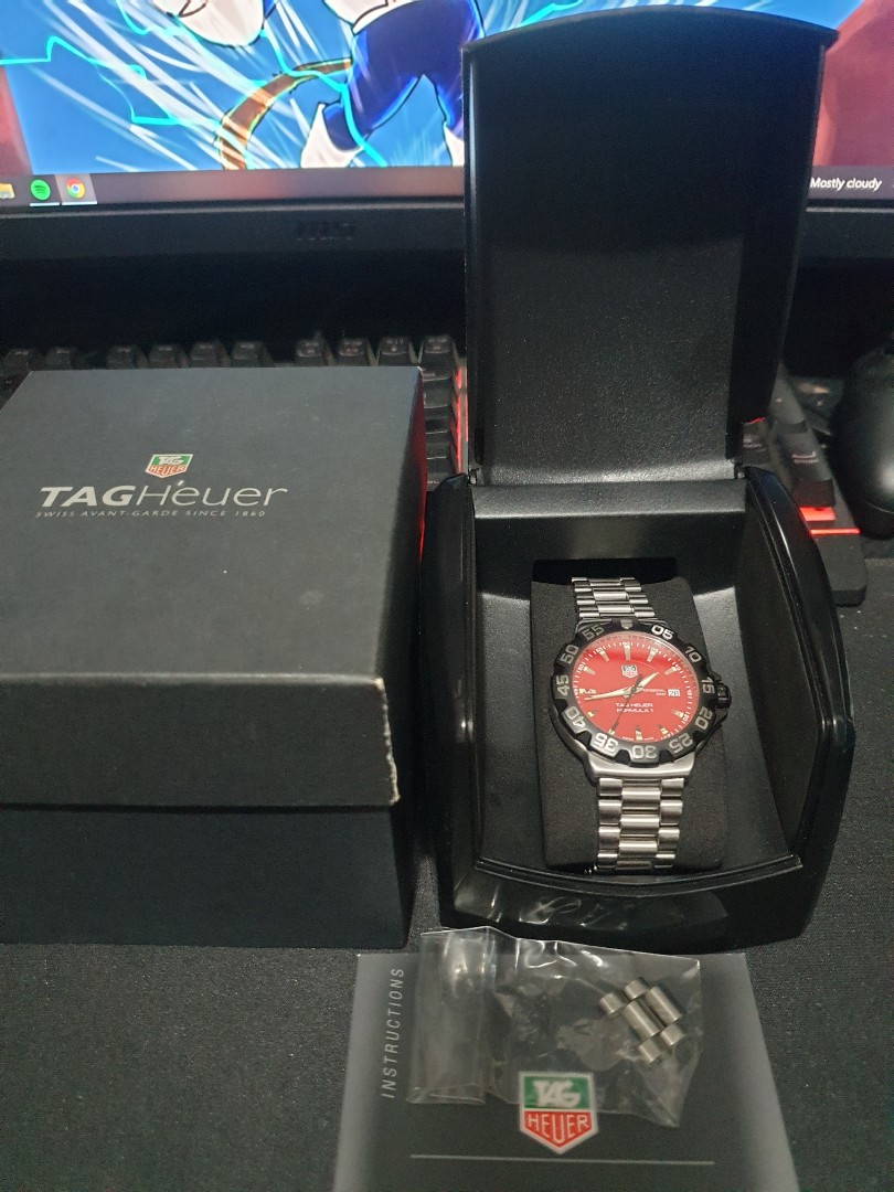 TAG HEUER F1 RED DIAL MEN'S WATCH, Men's Fashion, Watches & Accessories ...