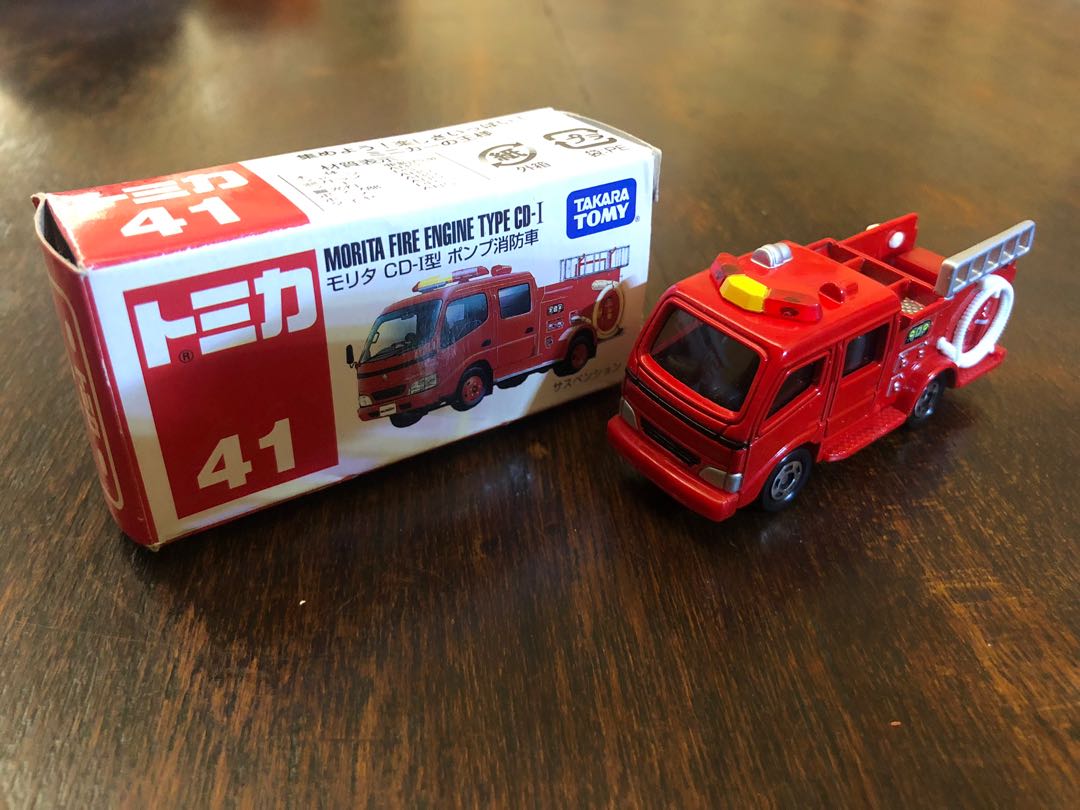 Takara Tomy Morita fire engine type cd-I No.41, 興趣及遊戲, 玩具 & 遊戲類 - Carousell