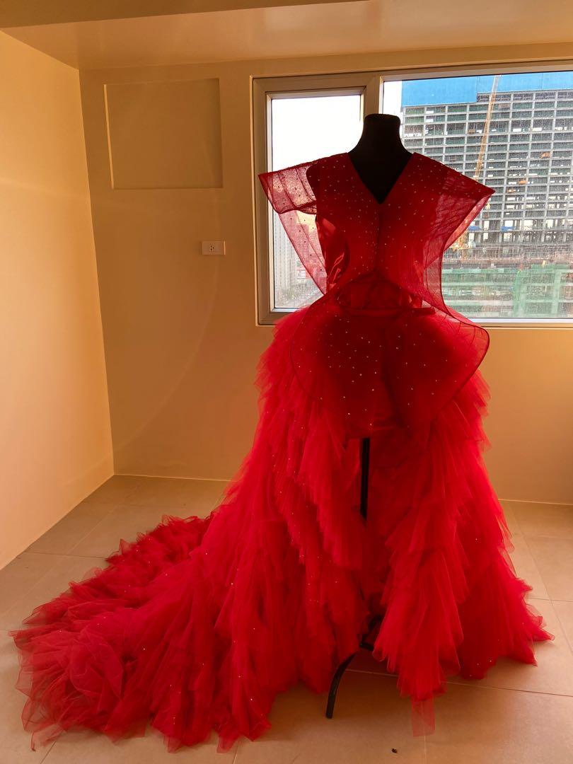 Trendy Detachable Raffle Gown, Women's Fashion, Dresses & Sets, Evening ...