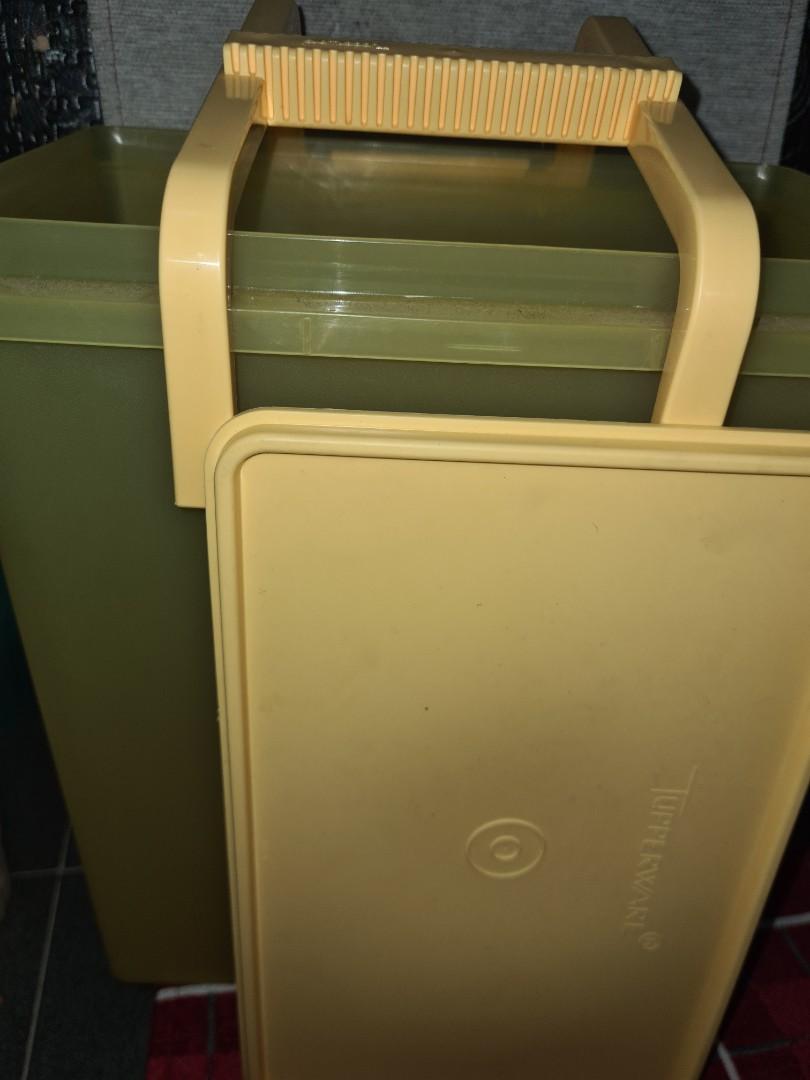 Tupperware 10kg Keep-N-Carry, Furniture & Home Living, Kitchenware ...