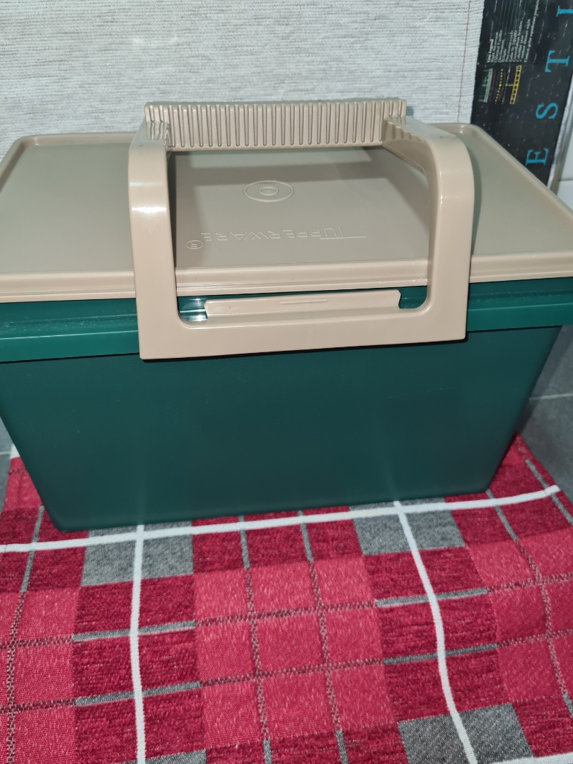 Tupperware 5kg Keep-N-Carry, Furniture & Home Living, Kitchenware ...