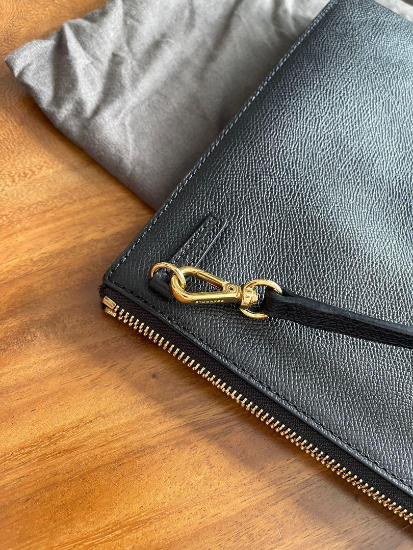 Beanpole clutch bag, Women's Fashion, Bags & Wallets, Purses & Pouches ...