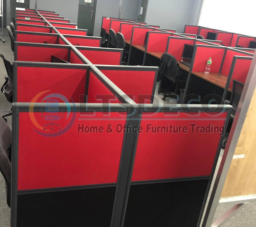 CALL CENTER TABLE WITH SHARING PANEL OFFICE PARTITIONS, Furniture ...
