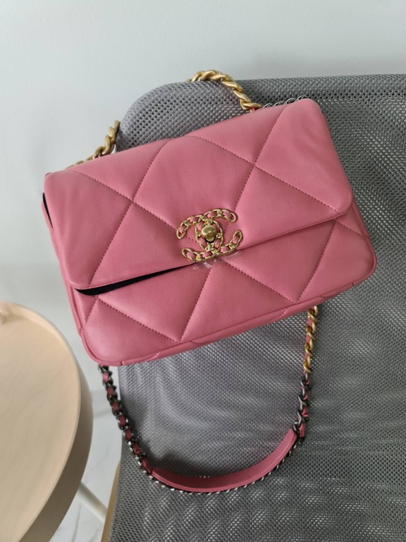 Chanel C19 - Small, Luxury, Bags & Wallets on Carousell