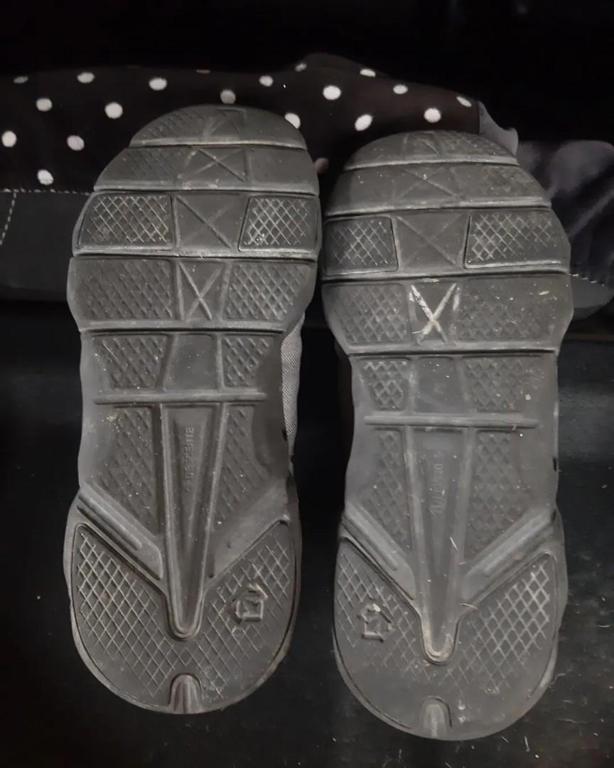 DESCENTE ORIGINAL RUNNING SHOES SLIP ON, Women's Fashion, Footwear ...