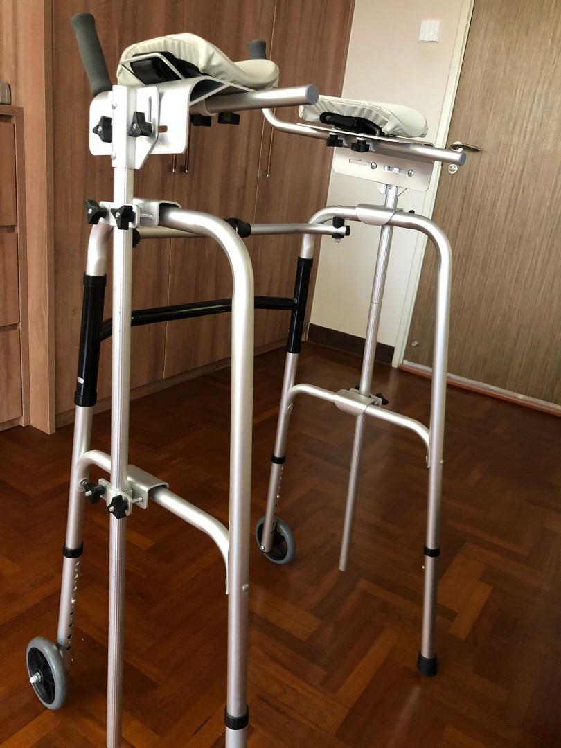 Folding Foldable Walking Frame With Forearm Platform and Front Wheels ...
