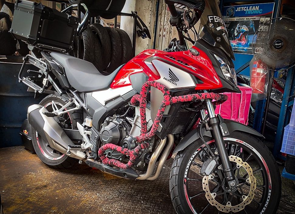 Honda CB400X 2020 November! 3000KM mileage only, Motorcycles ...