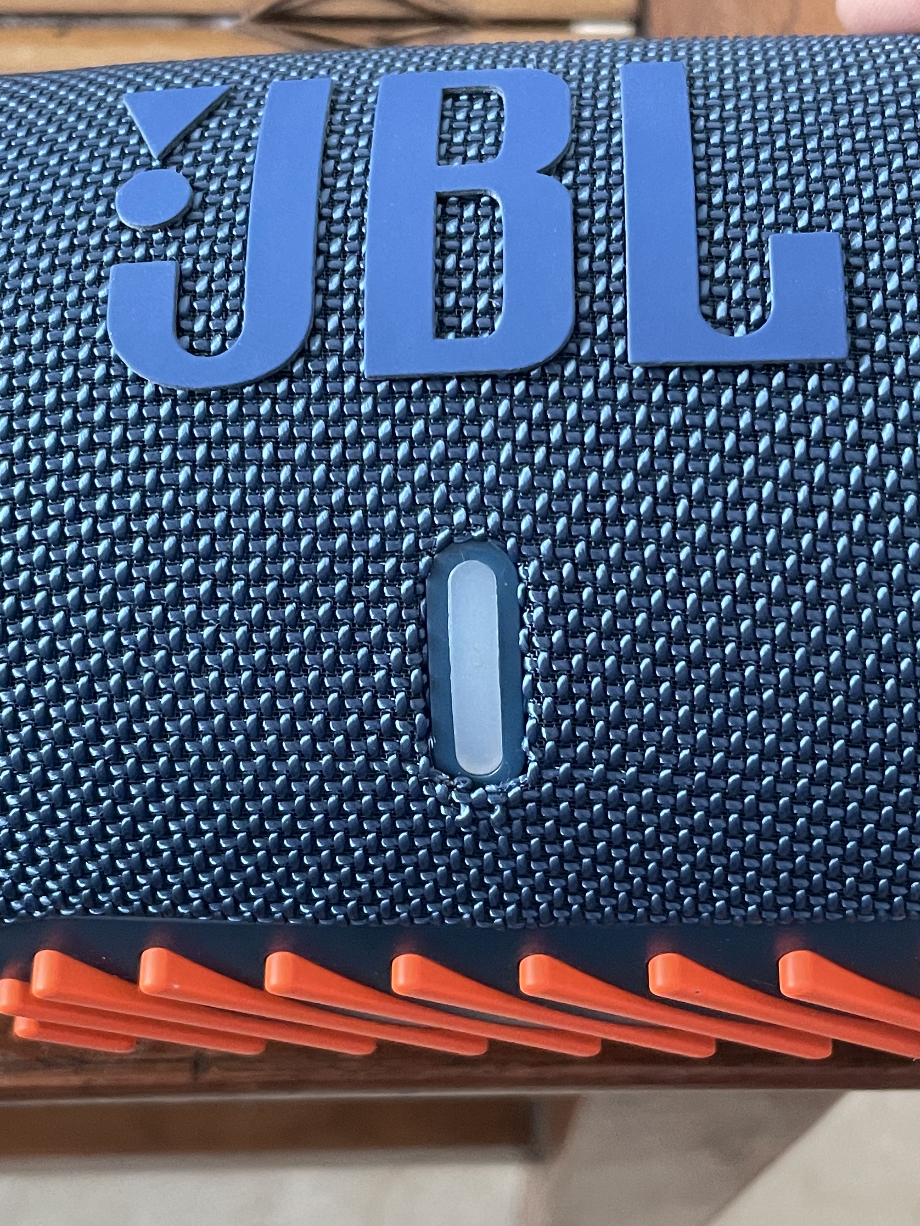 JBL box, Audio, Soundbars, Speakers & Amplifiers on Carousell