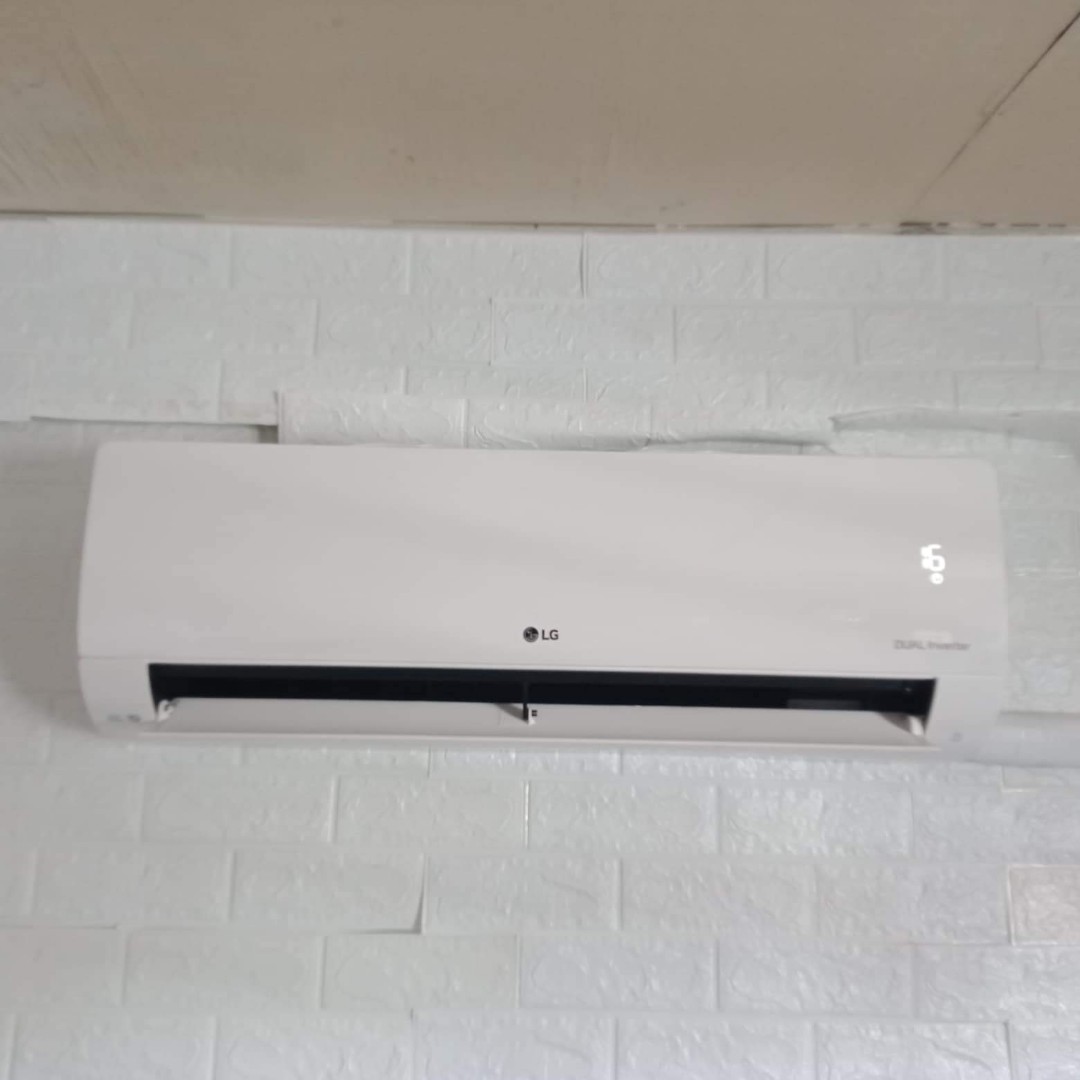 LG split type inverter aircon with Free installation brand new factory ...