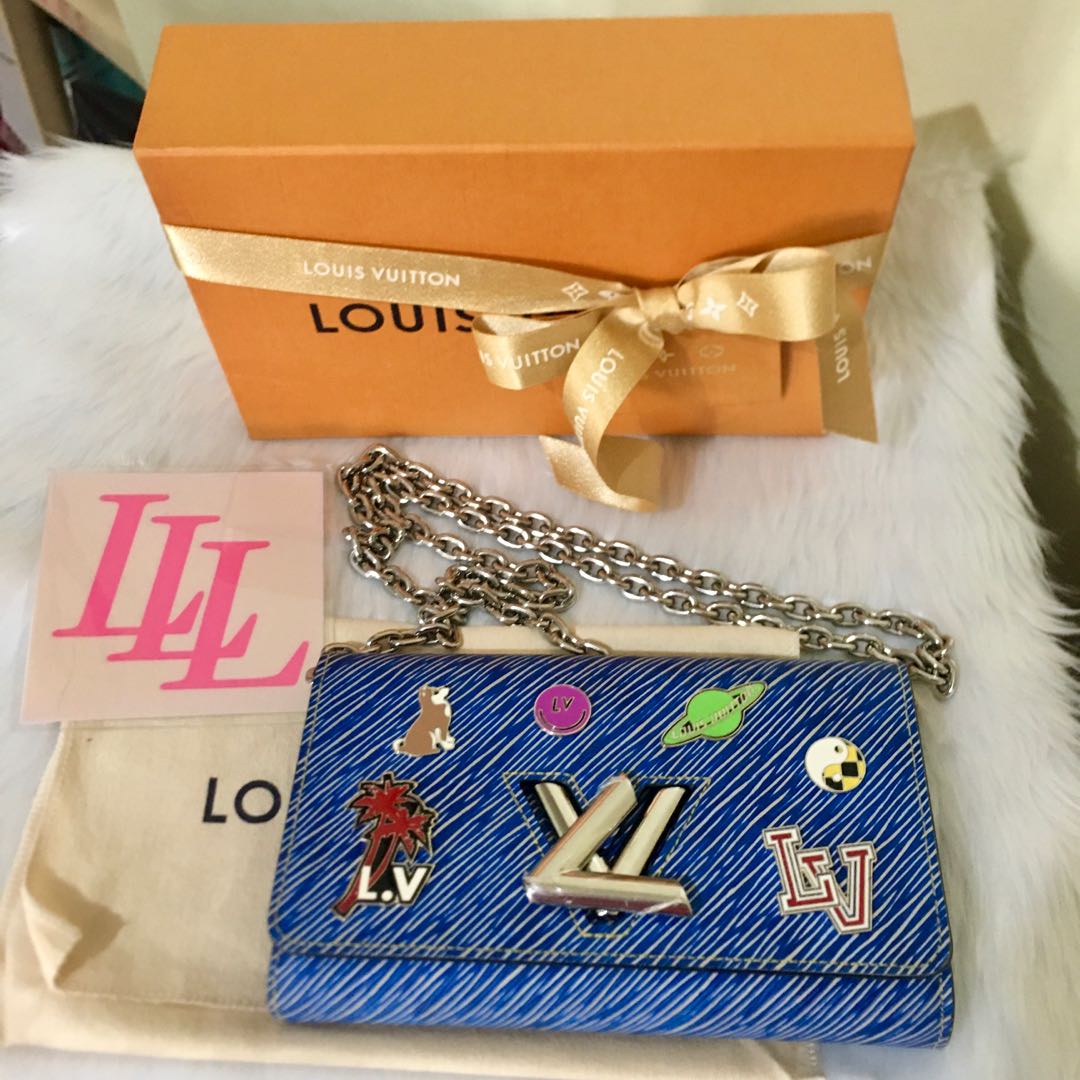 LV Wallet On Chain Twist Limited Edition, Women's Fashion, Bags ...