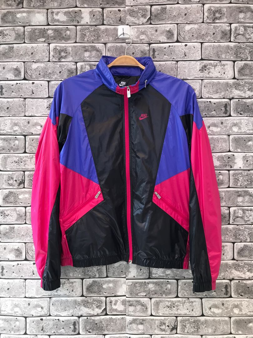 NIKE tri-color windbreaker, Men's Fashion, Activewear on Carousell