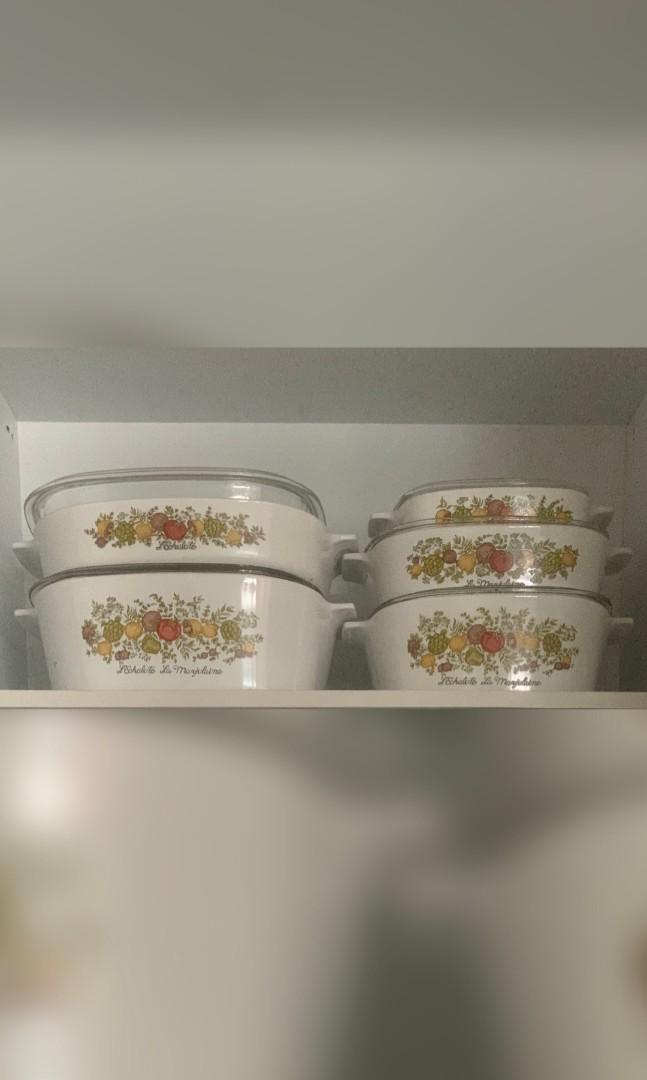 Pyrex collection set of 5, Furniture & Home Living, Kitchenware ...