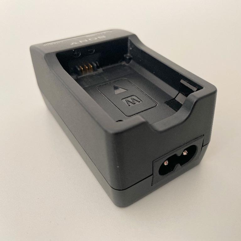 Sony BC-TRW battery charger, Photography, Photography Accessories ...