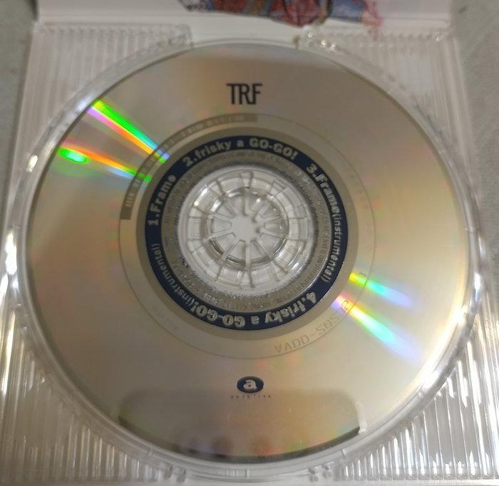 TRF - Frame 日版 二手單曲 CD, 興趣及遊戲, 音樂, CD 及 DVD在旋轉拍賣