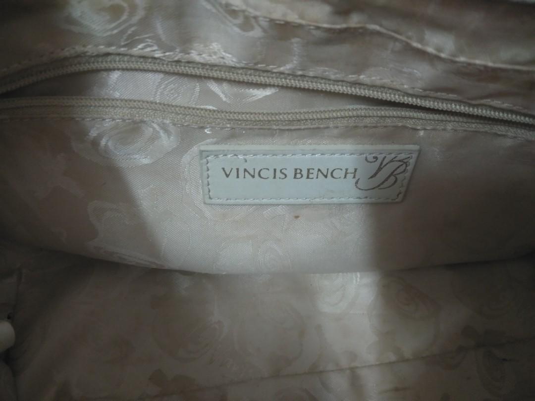 VINCIS BENCH shoulder/handbag, Women's Fashion, Bags & Wallets ...
