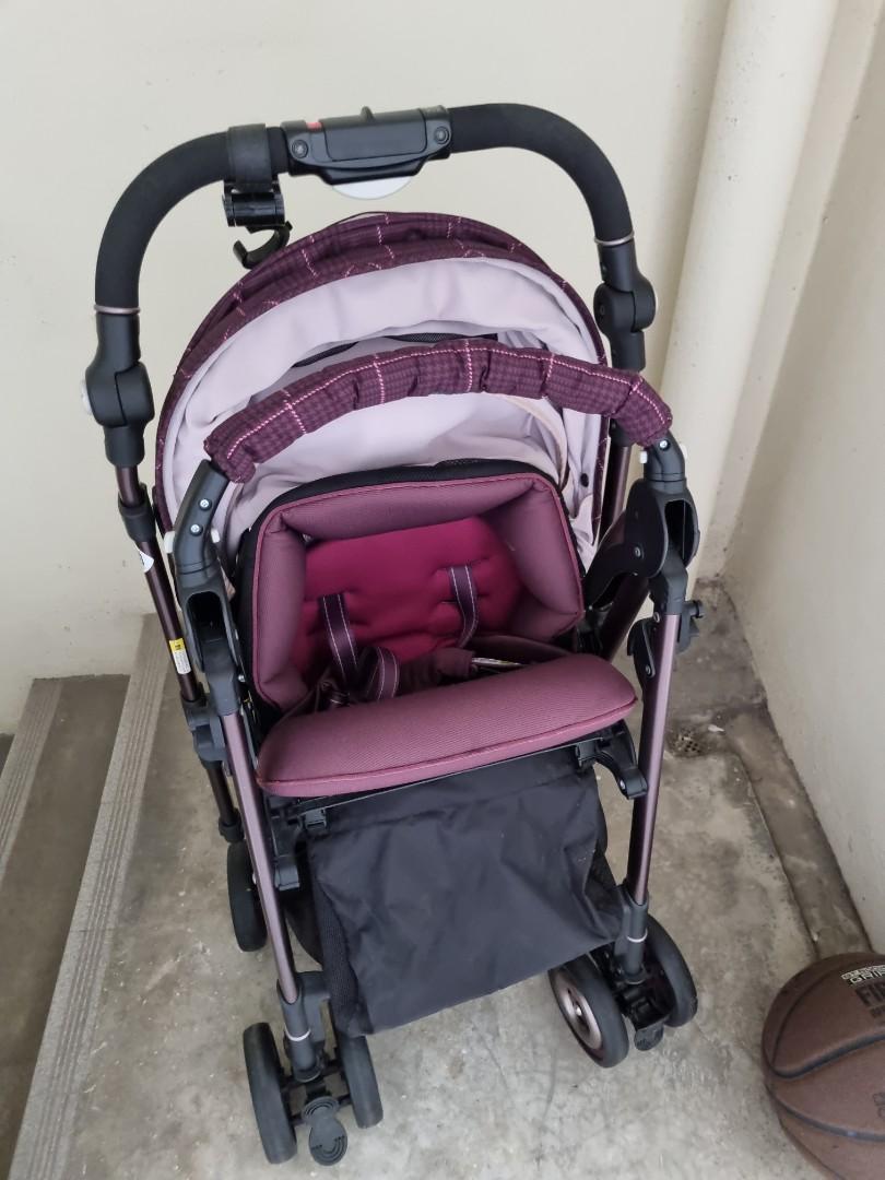 Aprilia Stroller One hand Open and Close, Babies & Kids, Going Out ...