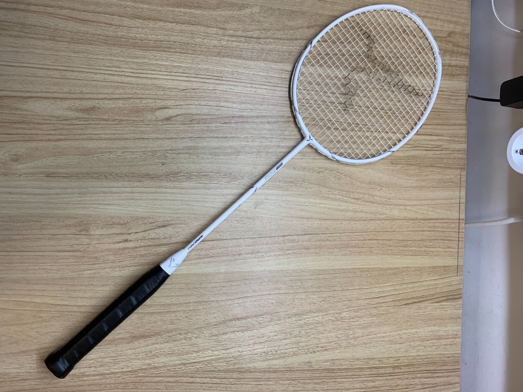 Badminton Racket and Shuttlecocks - Perfly BR500, Sports Equipment ...