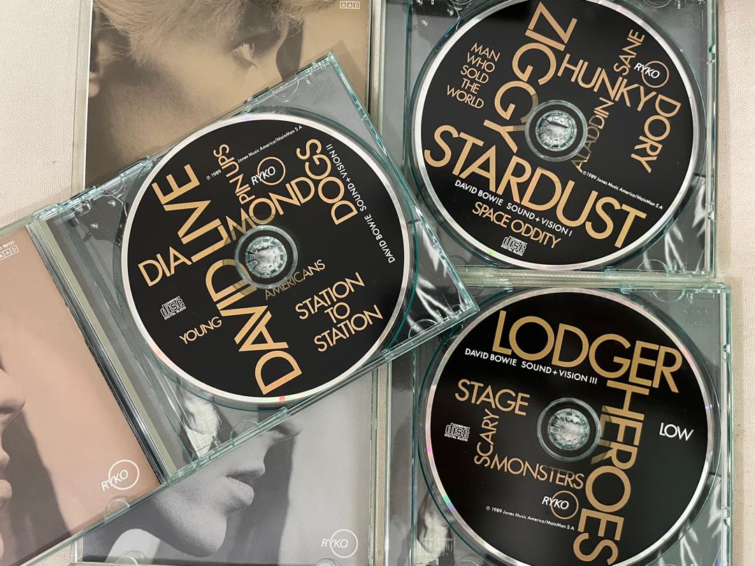 David Bowie Sound and Vision boxset, 興趣及遊戲, 音樂樂器 & 配件, 音樂與媒體 - CD 及 DVD ...