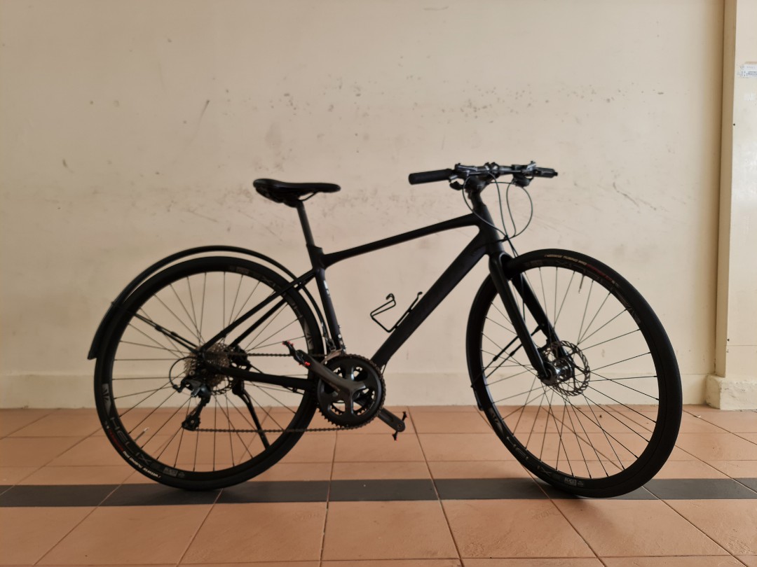 Giant Fastroad SL1 2020 Hybrid Bike, Sports Equipment, Bicycles & Parts ...